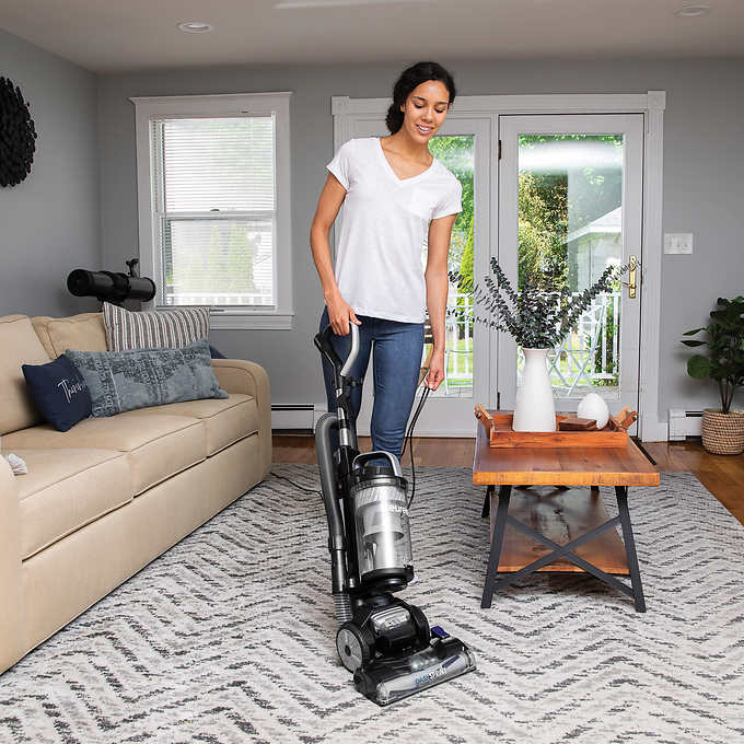 Eureka DashSprint Anti-Tangle Upright Vacuum with Headlights NEU612 ...